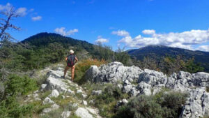 Randonner nus, et alors ? | Naturisme Magazine